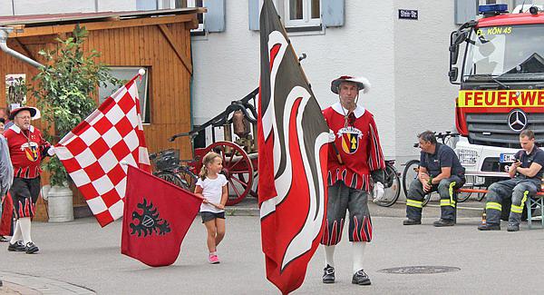 Teningen: Teninger Gassenfest eröffnet! Seit 50 Jahren ein Begriff für ...